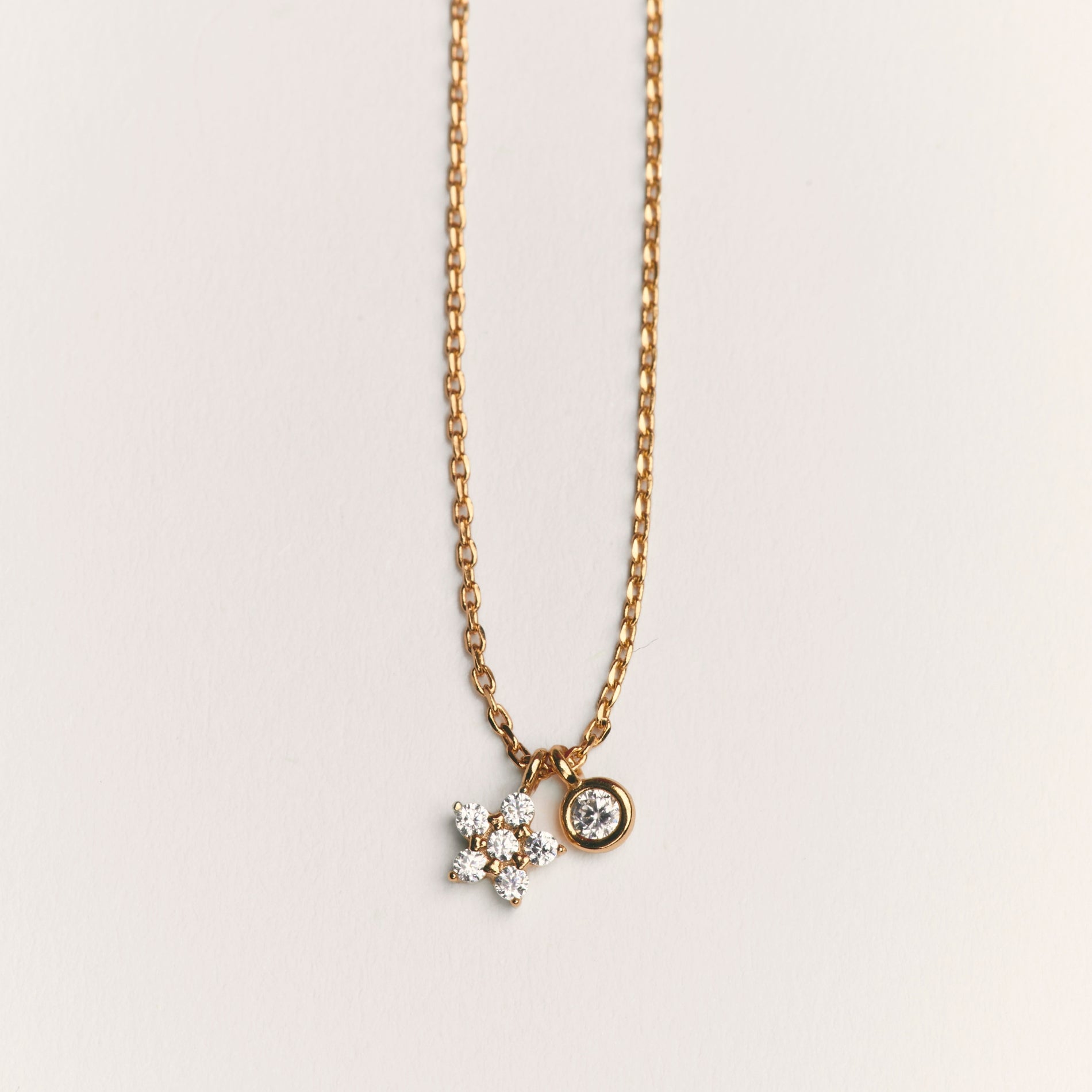 COLLAR EMMA GOLD – SOPHIE CROWN